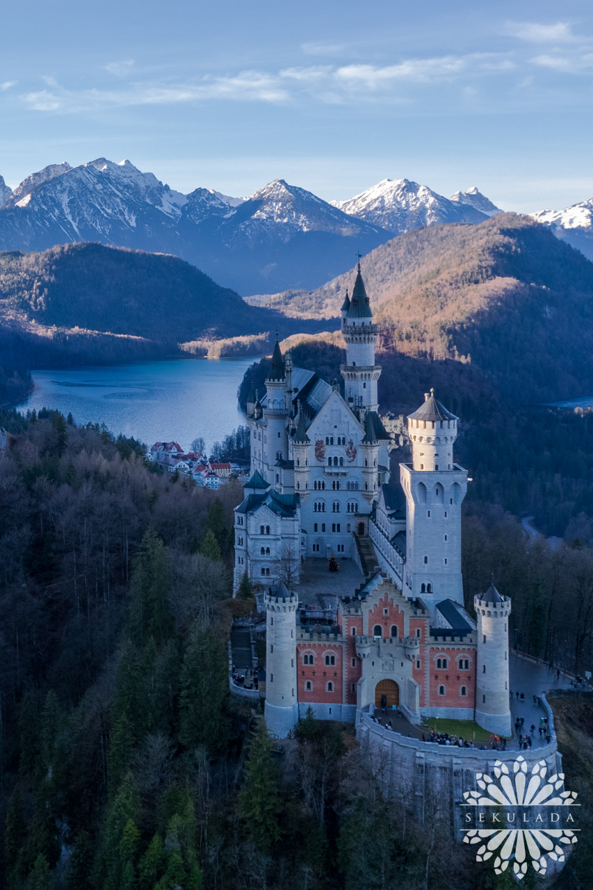 Zamek Neuschwanstein - Książę Mgły - sekulada.com